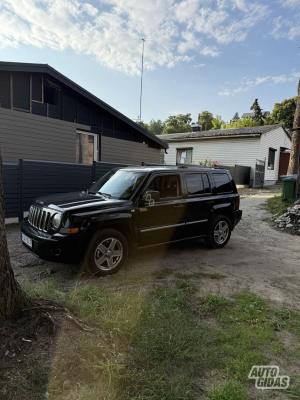 Melns Jeep Patriot 2008 Kauņa, ar dzinēja tilpumu 2.40 L un nobraukumu 289 tūkst. km par 3500 €, foto 3 vietnē AUTOMOTO.COM.LV