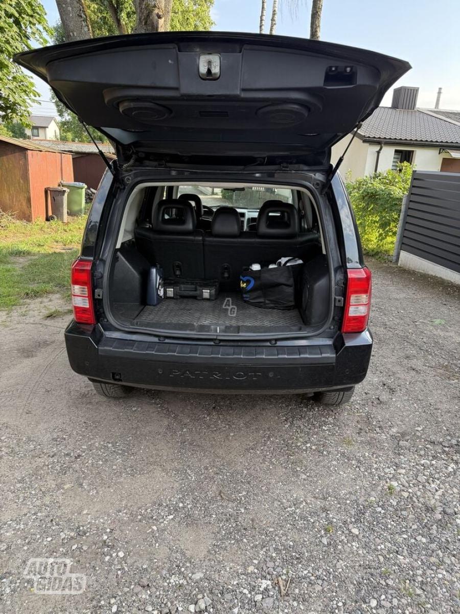 Melns Jeep Patriot 2008 Kauņa, ar dzinēja tilpumu 2.40 L un nobraukumu 289 tūkst. km par 3500 €, foto 6 vietnē AUTOMOTO.COM.LV