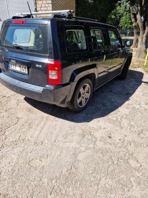 Melns Jeep Patriot 2008 Viļņa, ar dzinēja tilpumu 0.00 L un nobraukumu 0 tūkst. km par 2200 €, foto 5 vietnē AUTOMOTO.COM.LV