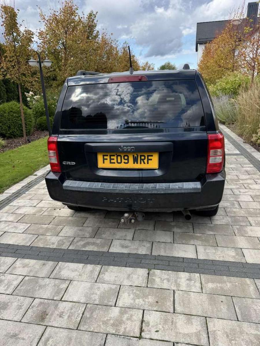 Melns Jeep Patriot 2009 Kauņa, ar dzinēja tilpumu 0.00 L un nobraukumu 200 tūkst. km par 1660 €, foto 4 vietnē AUTOMOTO.COM.LV