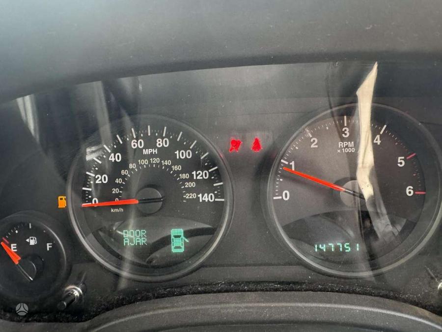 Melns Jeep Patriot 2009 Kauņa, ar dzinēja tilpumu 0.00 L un nobraukumu 200 tūkst. km par 1660 €, foto 7 vietnē AUTOMOTO.COM.LV