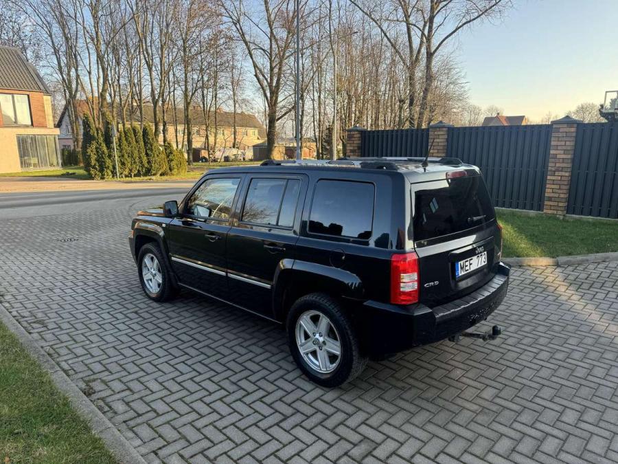 Melns Jeep Patriot 2010 Klaipėda, ar dzinēja tilpumu 2.20 L un nobraukumu 328 tūkst. km par 3150 €, foto 7 vietnē AUTOMOTO.COM.LV
