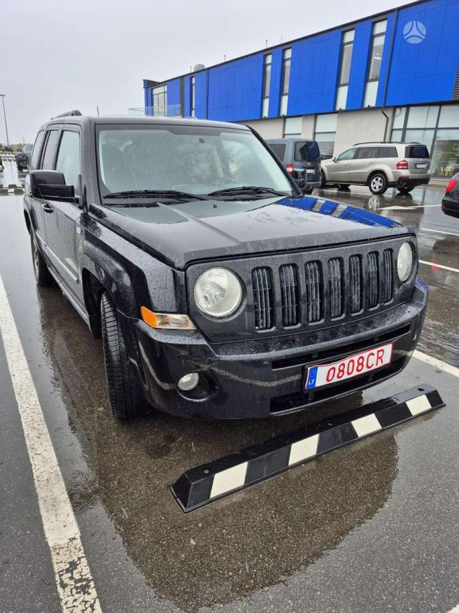 Melns Jeep Patriot 2010 Klaipėda, ar dzinēja tilpumu 1.97 L un nobraukumu 297 tūkst. km par 3400 €, foto 1 vietnē AUTOMOTO.COM.LV