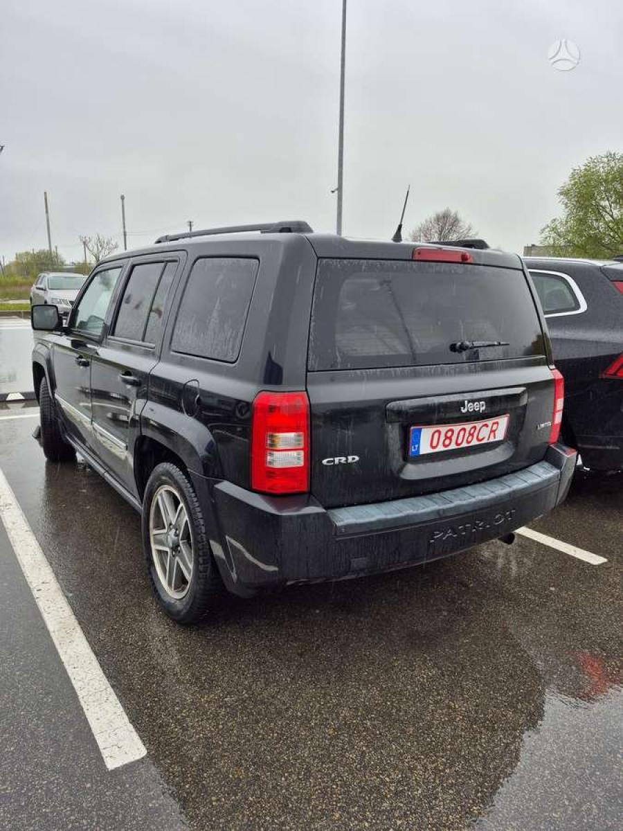 Melns Jeep Patriot 2010 Klaipėda, ar dzinēja tilpumu 1.97 L un nobraukumu 297 tūkst. km par 3400 €, foto 5 vietnē AUTOMOTO.COM.LV
