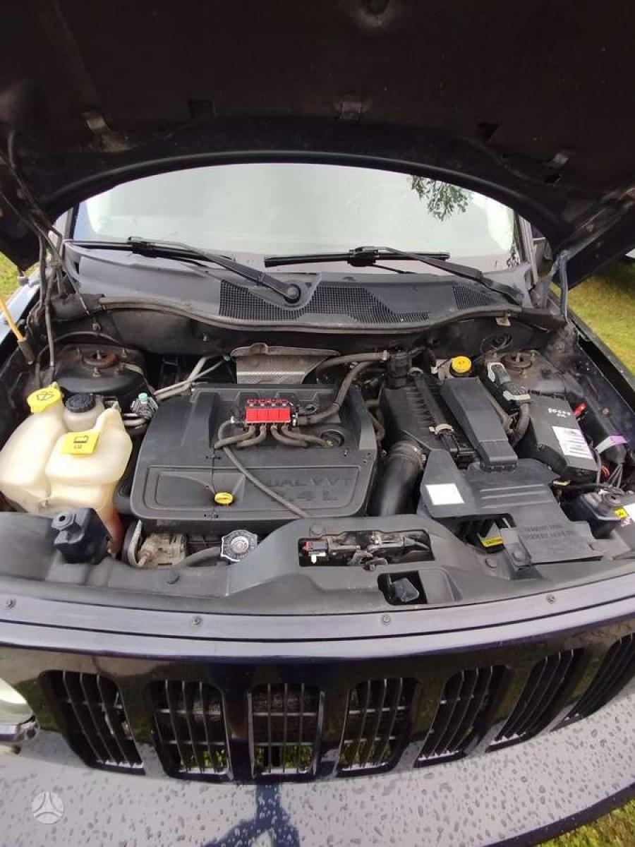 Zils Jeep Patriot 2010 Kėdainiai, ar dzinēja tilpumu 2.40 L un nobraukumu 211 tūkst. km par 3000 €, foto 14 vietnē AUTOMOTO.COM.LV