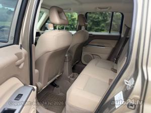 Brūns Jeep Patriot 2007 Tallina, ar dzinēja tilpumu 2.40 L un nobraukumu 310 tūkst. km par 2000 €, foto 14 vietnē AUTOMOTO.COM.LV