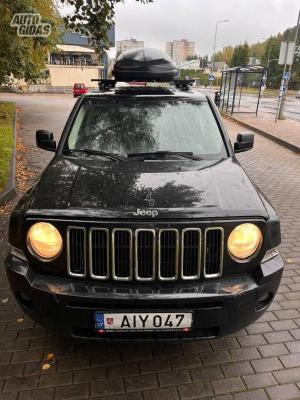 Jeep Patriot 2022 in Vilnius, with an engine capacity of 2.40 L and mileage of 293 thousand km for 2000 €, photo  on AUTOMOTO.COM.LV