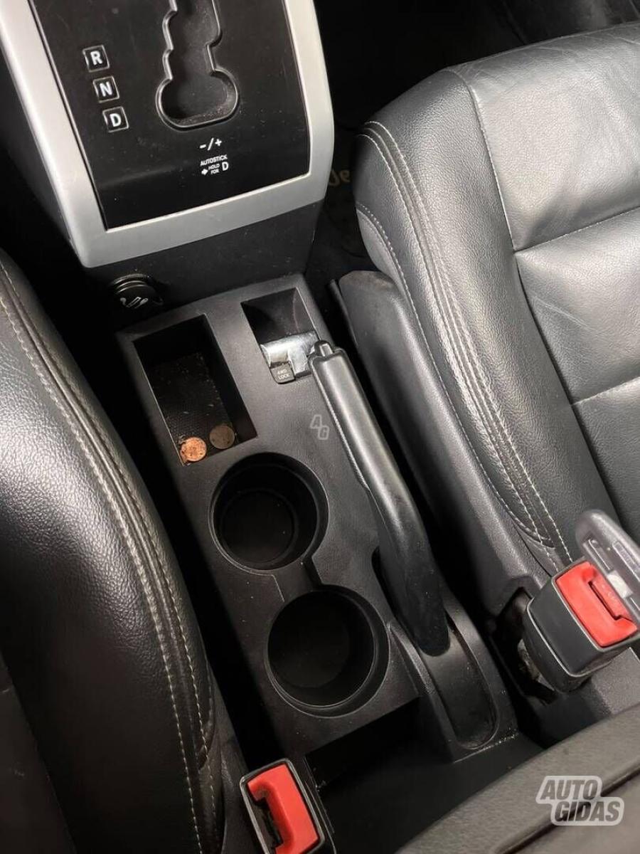 Jeep Patriot 2022 in Vilnius, with an engine capacity of 2.40 L and mileage of 293 thousand km for 2000 €, photo 5 on AUTOMOTO.COM.LV
