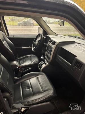 Jeep Patriot 2022 in Vilnius, with an engine capacity of 2.40 L and mileage of 293 thousand km for 2000 €, photo 11 on AUTOMOTO.COM.LV