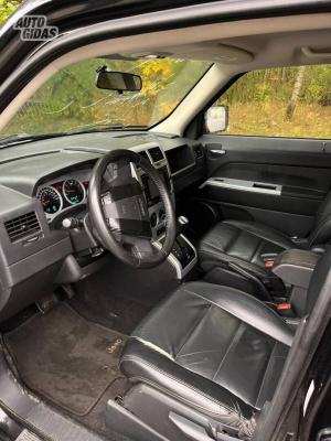 Jeep Patriot 2022 in Vilnius, with an engine capacity of 2.40 L and mileage of 293 thousand km for 2000 €, photo 14 on AUTOMOTO.COM.LV