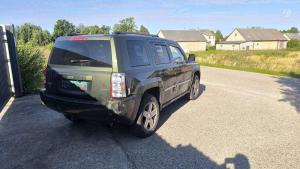 Zaļš Jeep Patriot 2009 Kazlų Rūda, ar dzinēja tilpumu 2.00 L un nobraukumu 300 tūkst. km par 1300 €, foto 10 vietnē AUTOMOTO.COM.LV