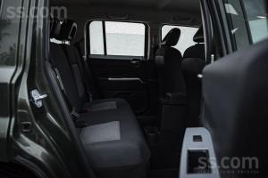 Zaļš Jeep Patriot 2010 Rīga, ar dzinēja tilpumu 2.40 L un nobraukumu 0 tūkst. km par 5250 €, foto 12 vietnē AUTOMOTO.COM.LV
