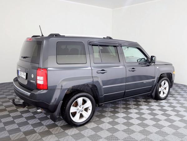 Jeep Patriot 2012 Tallina vietnē Pelēks Jeep Patriot 2012 Tallina, ar dzinēja tilpumu 2.10 L un nobraukumu 284 tūkst. km par 4999 €, foto 11 vietnē AUTOMOTO.COM.LV