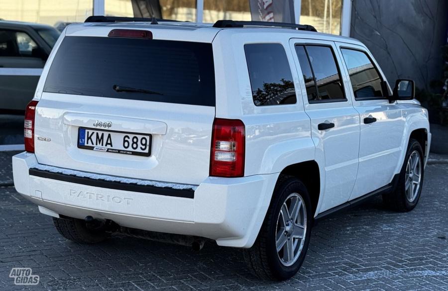 Balts Jeep Patriot 2008 Radviliškis, ar dzinēja tilpumu 2.00 L un nobraukumu 242 tūkst. km par 4650 €, foto 12 vietnē AUTOMOTO.COM.LV