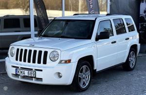 White Jeep Patriot 2008 in Radviliskis, with an engine capacity of 2.00 L and mileage of 242 thousand km for 4650 €, photo 5 on AUTOMOTO.COM.LV