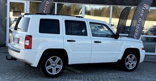 Balts Jeep Patriot 2008 Radviliškis, ar dzinēja tilpumu 2.00 L un nobraukumu 242 tūkst. km par 4650 €, foto 8 vietnē AUTOMOTO.COM.LV