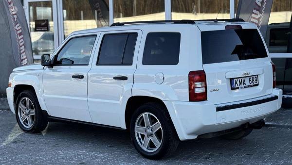 Balts Jeep Patriot 2008 Radviliškis, ar dzinēja tilpumu 2.00 L un nobraukumu 242 tūkst. km par 4650 €, foto 9 vietnē AUTOMOTO.COM.LV