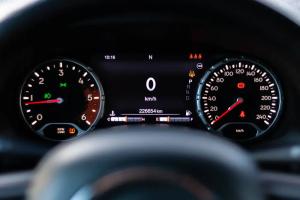 Black Jeep Renegade 2015 in Riga, with an engine capacity of 2.00 L and mileage of 225 thousand km for 11495 €, photo 23 on AUTOMOTO.COM.LV
