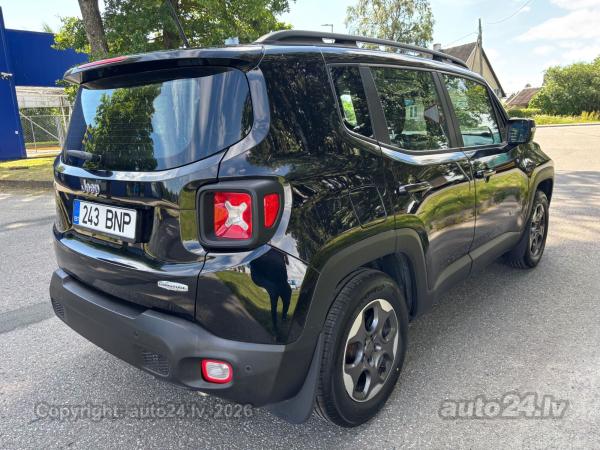 Black Jeep Renegade 2015 in Paide, with an engine capacity of 1.40 L and mileage of 128 thousand km for 7390 €, photo 5 on AUTOMOTO.COM.LV