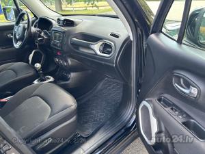 Black Jeep Renegade 2015 in Paide, with an engine capacity of 1.40 L and mileage of 128 thousand km for 7390 €, photo 10 on AUTOMOTO.COM.LV