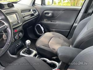Black Jeep Renegade 2015 in Paide, with an engine capacity of 1.40 L and mileage of 128 thousand km for 7390 €, photo 13 on AUTOMOTO.COM.LV
