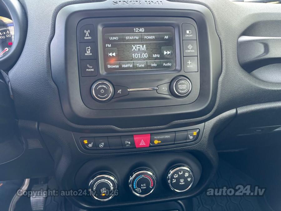 Black Jeep Renegade 2015 in Paide, with an engine capacity of 1.40 L and mileage of 128 thousand km for 7390 €, photo 19 on AUTOMOTO.COM.LV