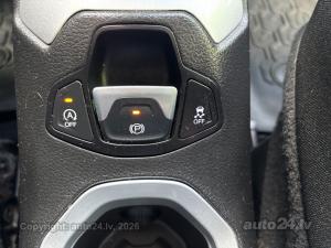 Black Jeep Renegade 2015 in Paide, with an engine capacity of 1.40 L and mileage of 128 thousand km for 7390 €, photo 21 on AUTOMOTO.COM.LV