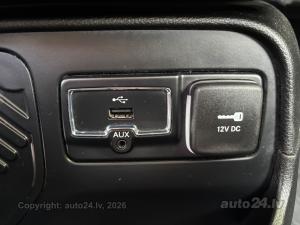Black Jeep Renegade 2015 in Paide, with an engine capacity of 1.40 L and mileage of 128 thousand km for 7390 €, photo 22 on AUTOMOTO.COM.LV