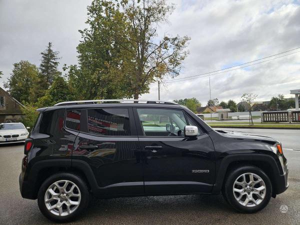 Black Jeep Renegade 2016 in Siauliai, with an engine capacity of 1.60 L and mileage of 252 thousand km for 7450 €, photo 11 on AUTOMOTO.COM.LV