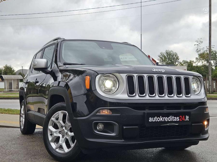 Black Jeep Renegade 2016 in Siauliai, with an engine capacity of 1.60 L and mileage of 252 thousand km for 7450 €, photo 4 on AUTOMOTO.COM.LV