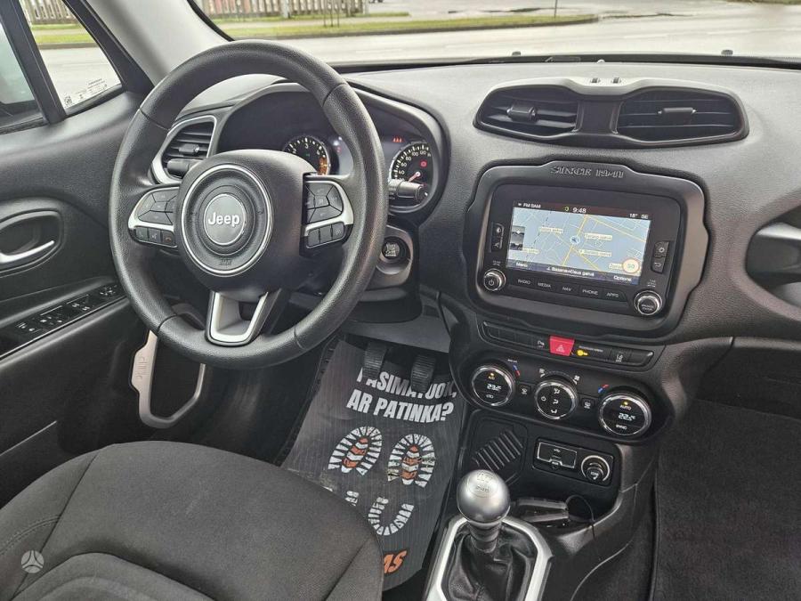 Black Jeep Renegade 2016 in Siauliai, with an engine capacity of 1.60 L and mileage of 252 thousand km for 7450 €, photo 21 on AUTOMOTO.COM.LV