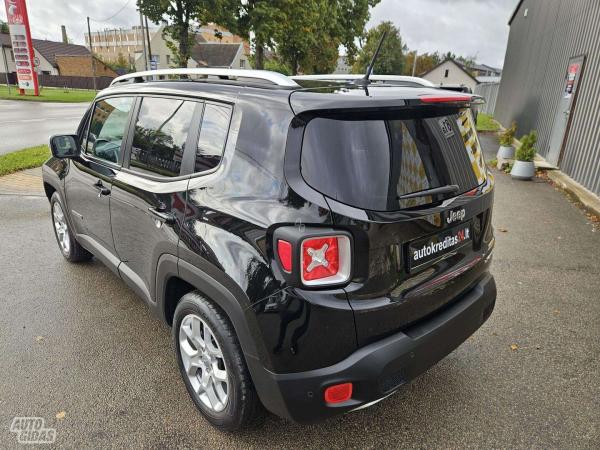 Black Jeep Renegade 2016 in Siauliai, with an engine capacity of 1.60 L and mileage of 252 thousand km for 7450 €, photo 5 on AUTOMOTO.COM.LV