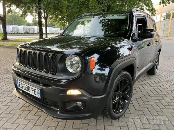 Black Jeep Renegade 2017 in Riga, with an engine capacity of 1.60 L and mileage of 0 thousand km for 8800 €, photo 1 on AUTOMOTO.COM.LV
