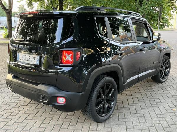 Black Jeep Renegade 2017 in Riga, with an engine capacity of 1.60 L and mileage of 0 thousand km for 8800 €, photo 4 on AUTOMOTO.COM.LV