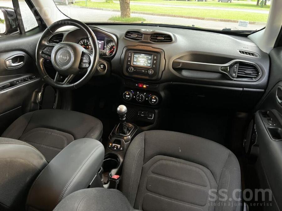 Black Jeep Renegade 2017 in Riga, with an engine capacity of 1.60 L and mileage of 0 thousand km for 8800 €, photo 11 on AUTOMOTO.COM.LV