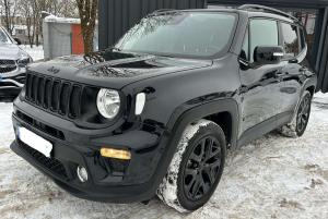 Melns Jeep Renegade 2021 Tauragė, ar dzinēja tilpumu 1.00 L un nobraukumu 45 tūkst. km par 13400 €, foto  vietnē AUTOMOTO.COM.LV