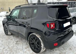 Black Jeep Renegade 2021 in Taurage, with an engine capacity of 1.00 L and mileage of 45 thousand km for 13400 €, photo 3 on AUTOMOTO.COM.LV