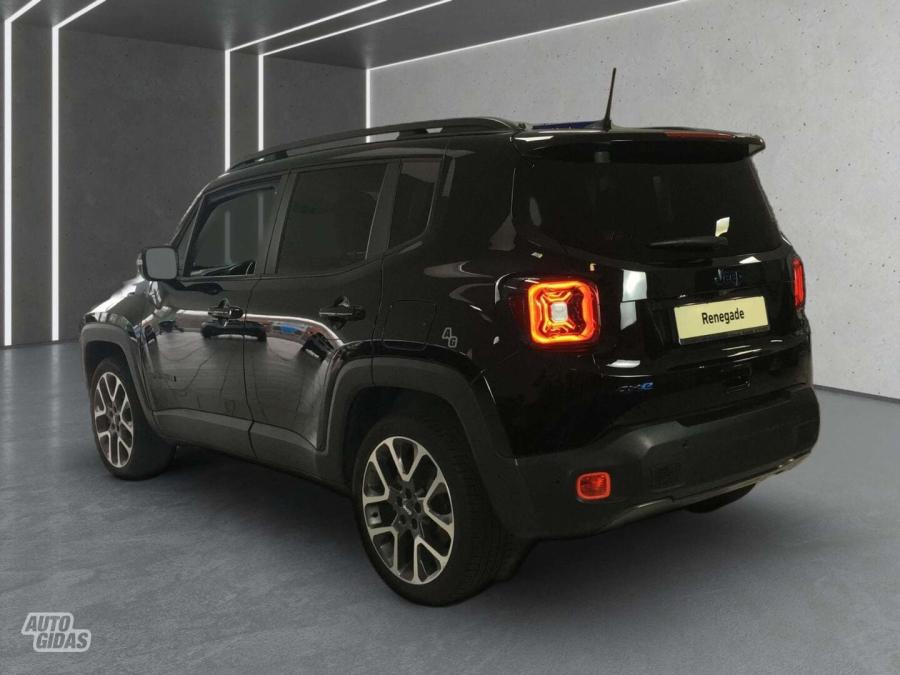 Black Jeep Renegade 2022 in Kaunas, with an engine capacity of 1.30 L and mileage of 21 thousand km for 26507 €, photo 4 on AUTOMOTO.COM.LV