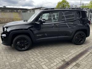 Melns Jeep Renegade 2022 Kauņa, ar dzinēja tilpumu 1.30 L un nobraukumu 24 tūkst. km par 22398 €, foto 2 vietnē AUTOMOTO.COM.LV
