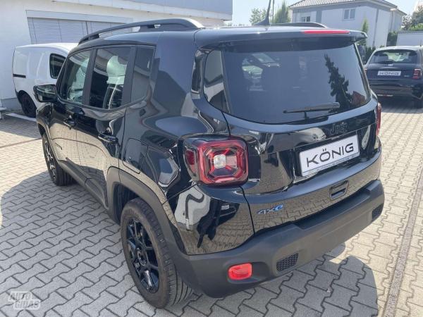Black Jeep Renegade 2022 in Kaunas, with an engine capacity of 1.30 L and mileage of 21 thousand km for 26519 €, photo 4 on AUTOMOTO.COM.LV