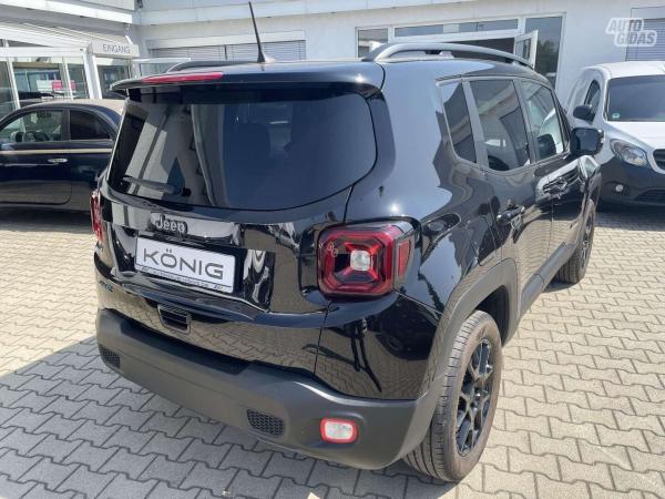 Black Jeep Renegade 2022 in Kaunas, with an engine capacity of 1.30 L and mileage of 21 thousand km for 26519 €, photo 6 on AUTOMOTO.COM.LV
