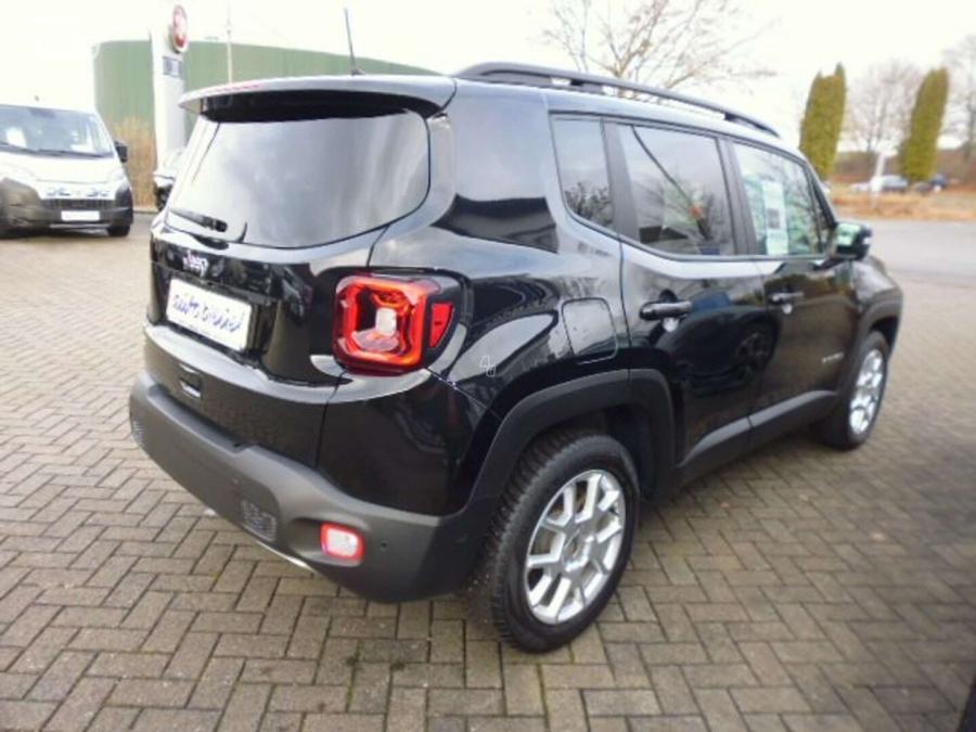 Black Jeep Renegade 2023 in Kaunas, with an engine capacity of 1.50 L and mileage of 15 thousand km for 27972 €, photo 8 on AUTOMOTO.COM.LV