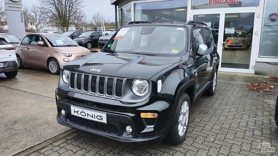 Black Jeep Renegade 2023 in Kaunas, with an engine capacity of 1.50 L and mileage of 29 thousand km for 22399 €, photo 1 on AUTOMOTO.COM.LV