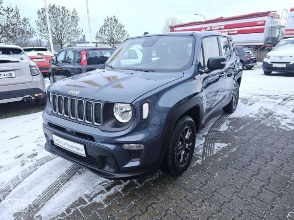 Blue Jeep Renegade 2023 in Kaunas, with an engine capacity of 1.50 L and mileage of 10 thousand km for 22398 €, photo 2 on AUTOMOTO.COM.LV