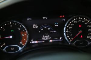 Brūns Jeep Renegade 2014 Rīga, ar dzinēja tilpumu 2.00 L un nobraukumu 285 tūkst. km par 6790 €, foto 6 vietnē AUTOMOTO.COM.LV