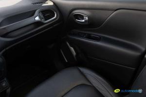 Brūns Jeep Renegade 2019 Viļņa, ar dzinēja tilpumu 1.37 L un nobraukumu 89 tūkst. km par 14990 €, foto 9 vietnē AUTOMOTO.COM.LV