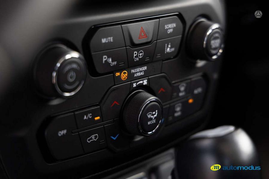 Brūns Jeep Renegade 2019 Viļņa, ar dzinēja tilpumu 1.37 L un nobraukumu 89 tūkst. km par 14990 €, foto 15 vietnē AUTOMOTO.COM.LV