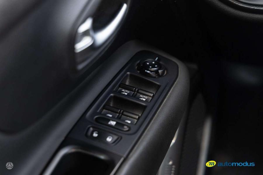 Brūns Jeep Renegade 2019 Viļņa, ar dzinēja tilpumu 1.37 L un nobraukumu 89 tūkst. km par 14990 €, foto 18 vietnē AUTOMOTO.COM.LV