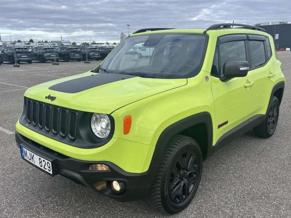 Jeep Renegade 2018 Viļņa, ar dzinēja tilpumu 2.36 L un nobraukumu 60 tūkst. km par 12900 €, foto 1 vietnē AUTOMOTO.COM.LV