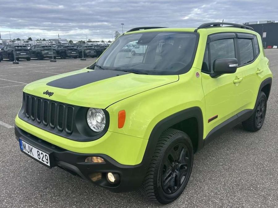 Jeep Renegade 2018 in Vilnius, with an engine capacity of 2.36 L and mileage of 60 thousand km for 12900 €, photo 1 on AUTOMOTO.COM.LV